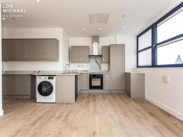 1 bedroom apartment for rent in The Esplanade, Worthing, BN11