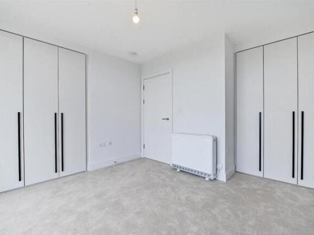1 bedroom apartment for rent in The Factory, Memorial Avenue, Slough, Berkshire, SL1