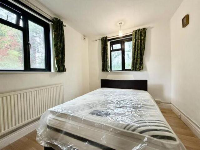 1 bedroom apartment for rent in The Homefield, Morden, SM4