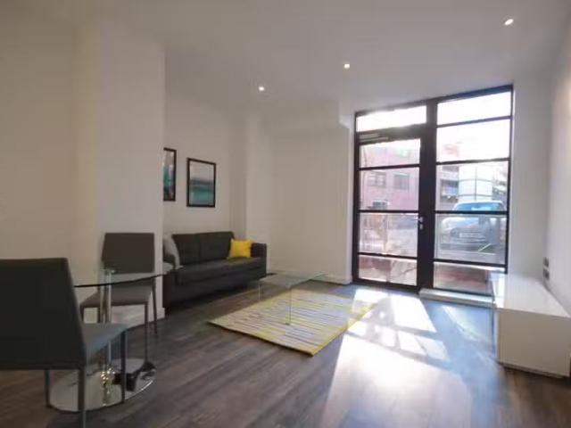 1 bedroom apartment for rent in The Kettleworks, Pope Street.