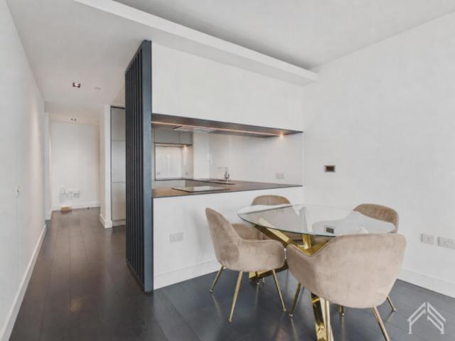 1 bedroom apartment for rent in The Madison, Marsh Wall, Canary Wharf E14
