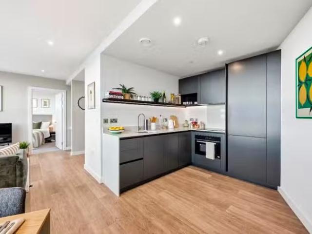 1 bedroom apartment for rent in The Octagon 1 Great Charles.
