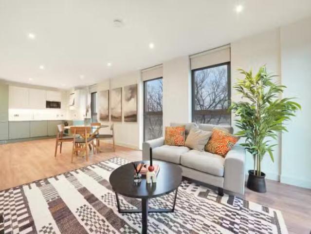 1 bedroom apartment for rent in The Oakgate, KT22