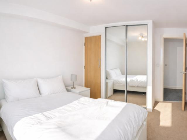 1 bedroom apartment for rent in The Parade, Cardiff, CF24