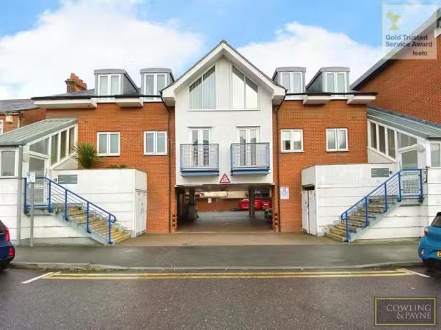 1 bedroom apartment for rent in The Phoenix, New Street, Chelm.