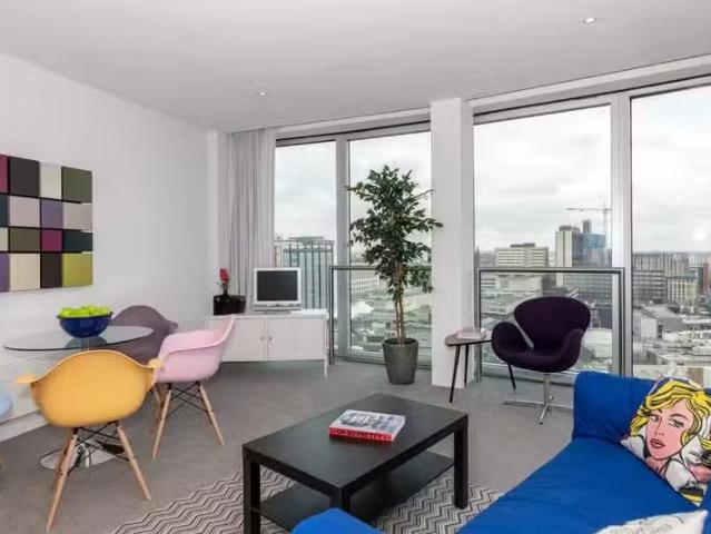 1 bedroom apartment for rent in The Rotunda, New Street, Birmi.