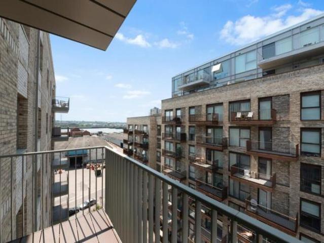 1 bedroom apartment for rent in The Silverton, Royal Docks, London, E16