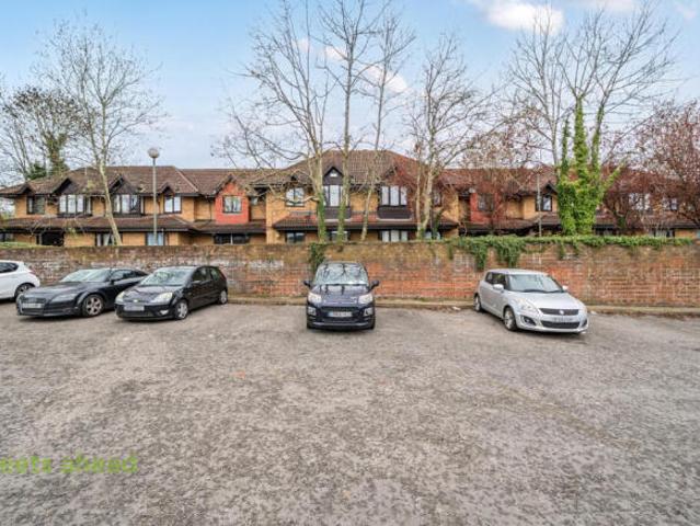 1 bedroom apartment for rent in Thicket Grove, London, SE20