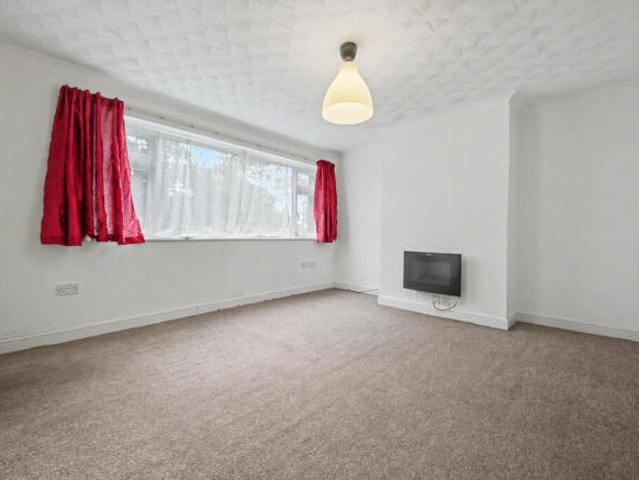 1 bedroom apartment for rent in Thornhill Park Road, SO18