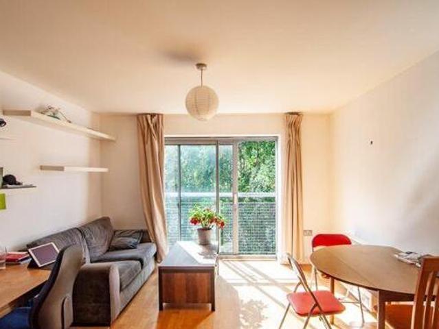 1 Bedroom Apartment For Rent In Three Queens Lane