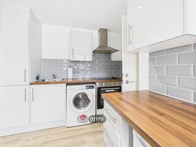 1 bedroom apartment for rent in Tivoli House, South Street, HU1