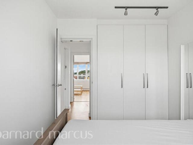 1 bedroom apartment for rent in Torrington Park, N12