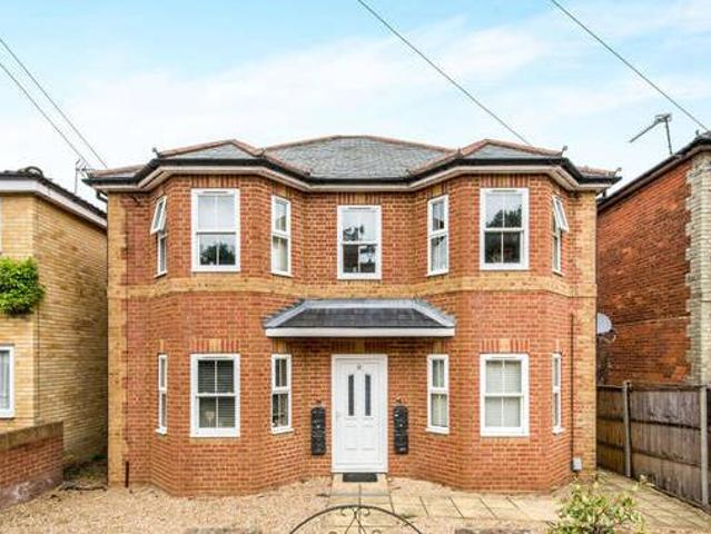 1 bedroom apartment for rent in Town Centre RG21