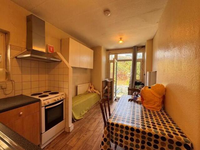 1 bedroom apartment for rent in Trinity Road, N22