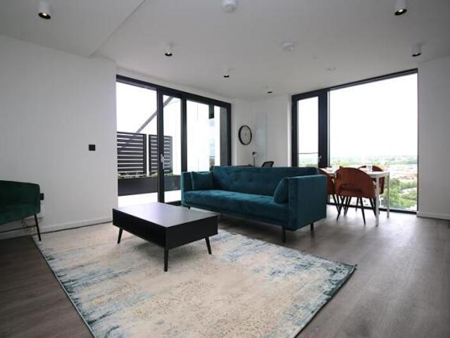 1 bedroom apartment for rent in Uptown, Element Building 6 Marlstone Avenue M3
