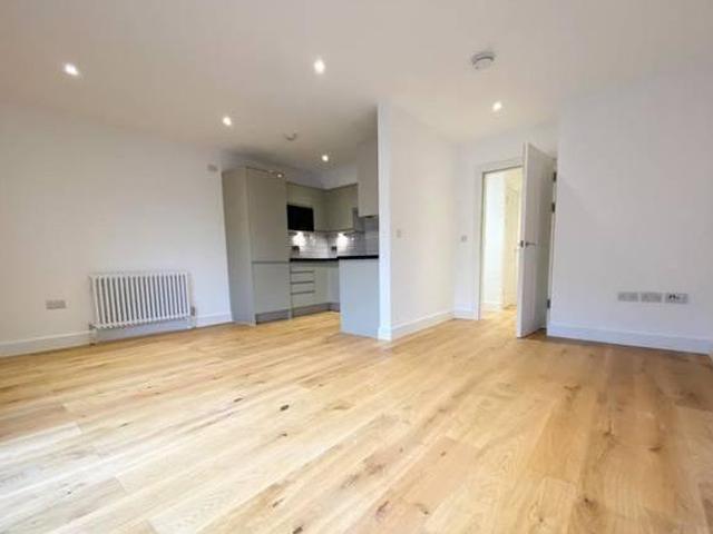 1 bedroom apartment for rent in Vail House Haywards Heath RH16