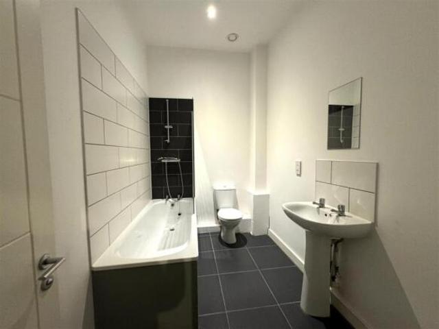 1 bedroom apartment for rent in Vicarage Farm Road, Peterborough, PE1