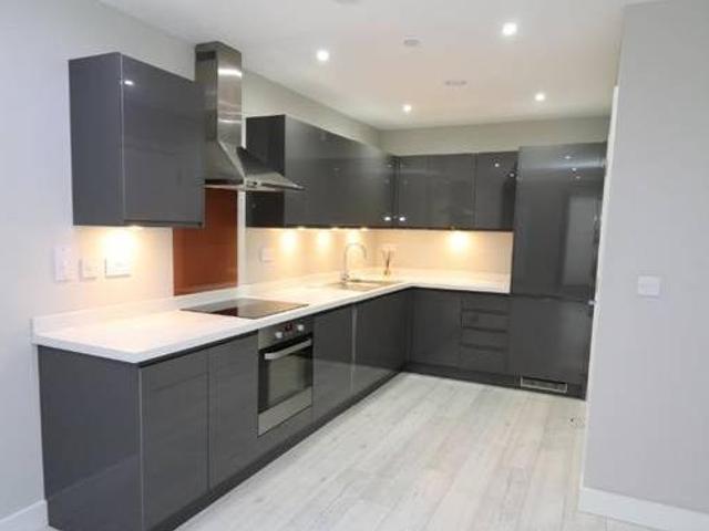 1 bedroom apartment for rent in Victoria Avenue SouthendOnSea Essex SS2