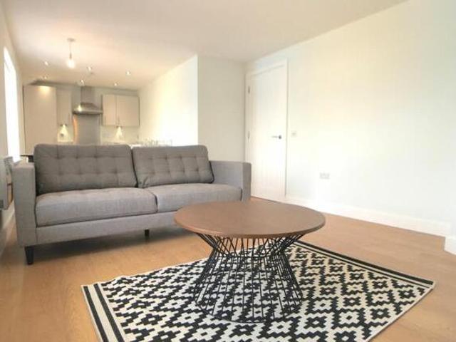 1 Bedroom Apartment For Rent In Victoria Riverside