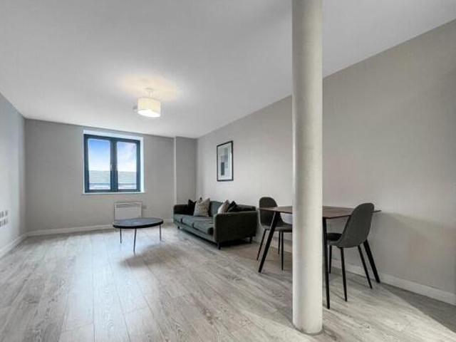 1 Bedroom Apartment For Rent In Victoria Riverside, Leeds City Centre