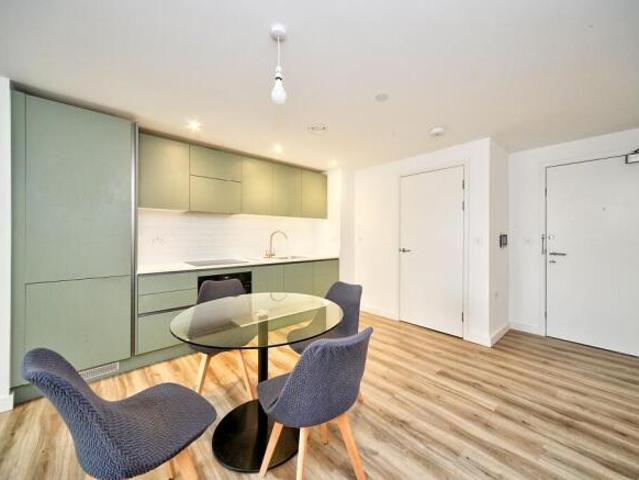 1 bedroom apartment for rent in Viva Court, Kimpton Road, Luton, LU2