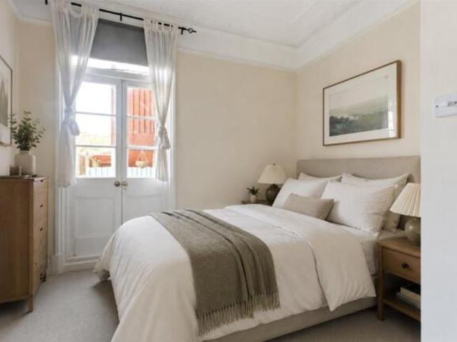 1 bedroom apartment for rent in Wymond Street, London, SW15