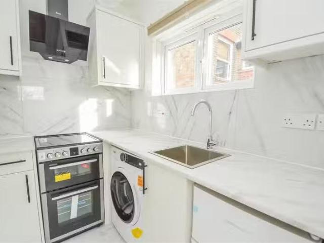 1 bedroom apartment for rent in Warley Hill, Brentwood, Esinte.