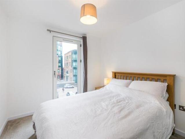 1 bedroom apartment for rent in Waterford Court, Canary Wharf, E14