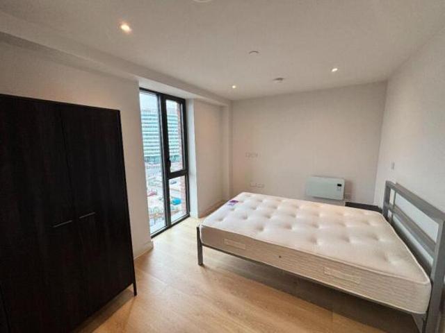 1 bedroom apartment for rent in Waterhouse Gardens, M3