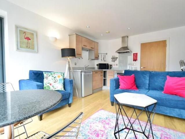 1 bedroom apartment for rent in Waterloo Court, Leeds City Centre, LS10