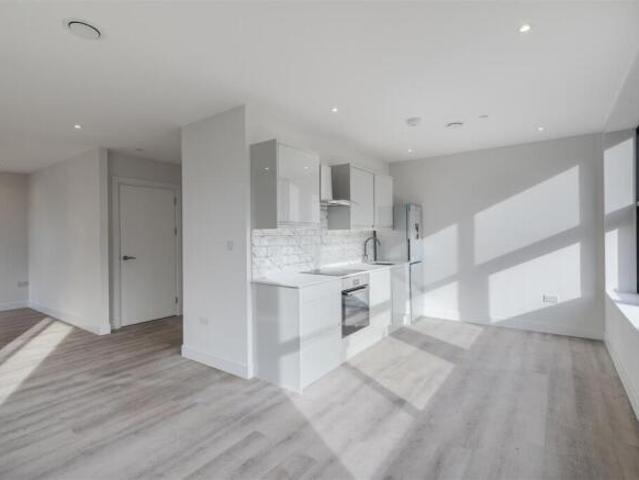1 bedroom apartment for rent in Waterwood House, Uxbridge, UB8