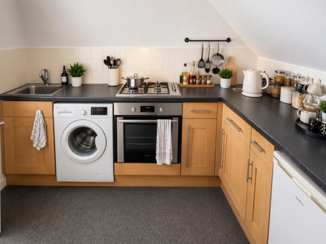 1 bedroom apartment for rent in Wavertree Road, South Woodford, E18