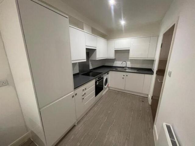 1 bedroom apartment for rent in Weir Road, Wimbledon, SW19