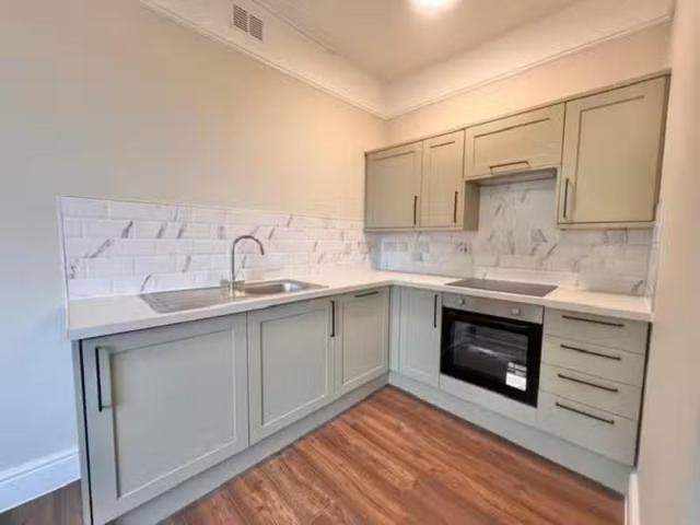 1 bedroom apartment for rent in Weirfield House, Larkbeare Ro.