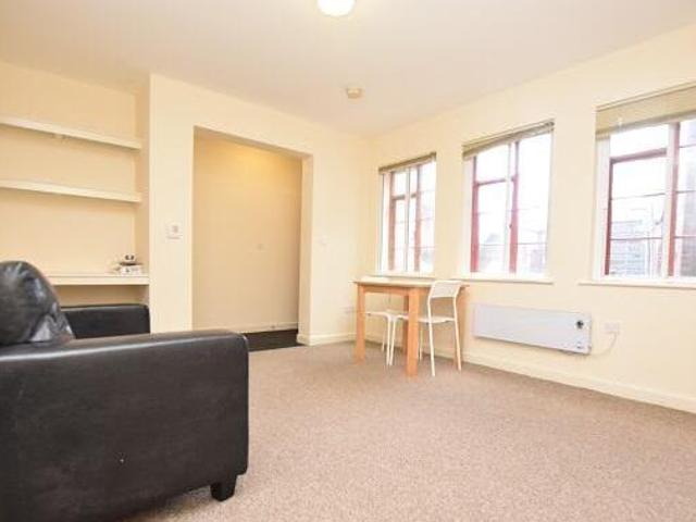 1 Bedroom Apartment For Rent In Well Meadow Street