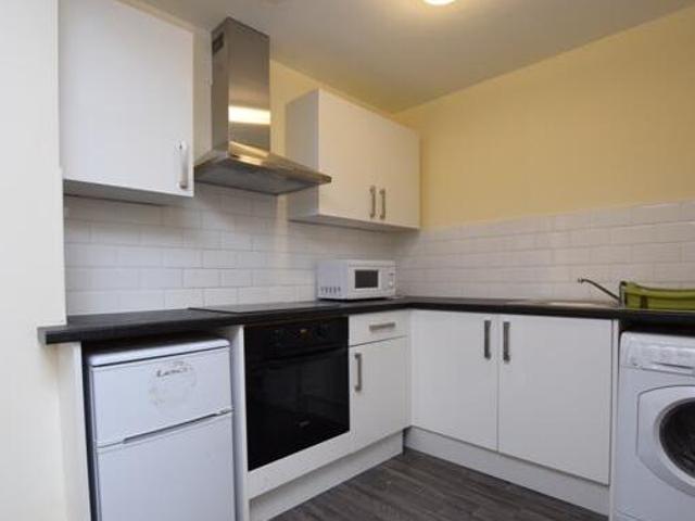 1 Bedroom Apartment For Rent In Well Meadow Street