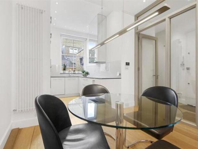 1 bedroom apartment for rent in Westbourne Gardens, London, W2