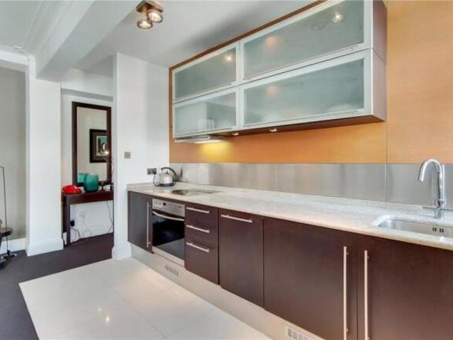 1 bedroom apartment for rent in Weymouth Street, Marylebone, London, W1G