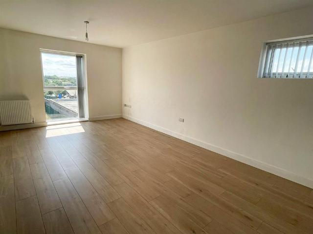 1 Bedroom Apartment for rent in White Rose Apartments, White Rose Way, Doncaster