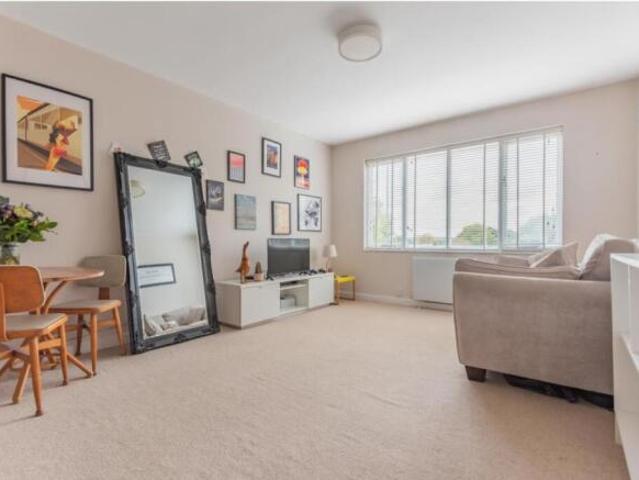 1 bedroom apartment for rent in Widmore Road, Bromley, BR1