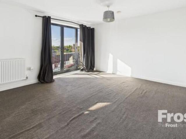 1 bedroom apartment for rent in Willow Court, Meadfield Road, Langley, Berkshire, SL3