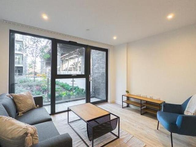 1 Bedroom Apartment For Rent In Wilson Building