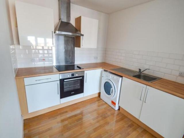 1 bedroom apartment for rent in Wincolmlee, HULL, HU2