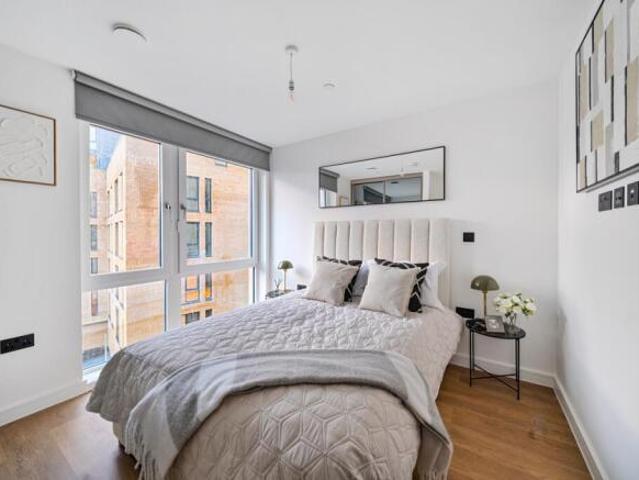 1 bedroom apartment for rent in Windsor Bridge Road, BATH, BA2