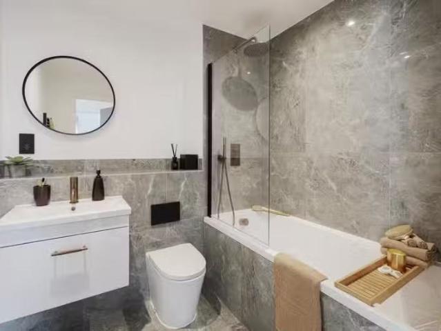1 bedroom apartment for rent in Windsor Bridge Road, BATH, BA2
