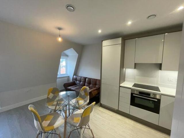 1 bedroom apartment for rent in Windsor Street, Uxbridge, UB8