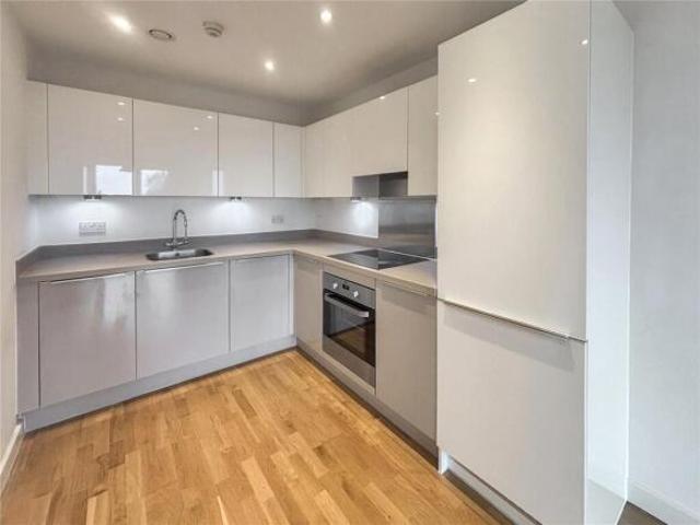 1 bedroom apartment for rent in Windsor Road, Slough, Berkshire, SL1