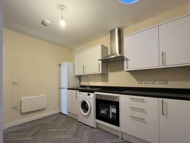 1 Bedroom Apartment For Rent In Wood Green, Haringey