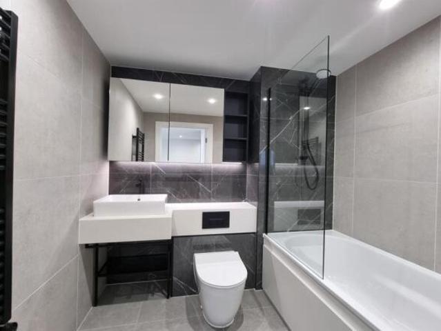 1 bedroom apartment for rent in Woodberry Down, Anax Street, N4