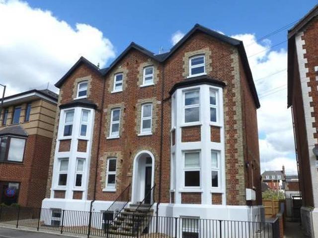 1 bedroom apartment for rent in York Road MAIDENHEAD SL6